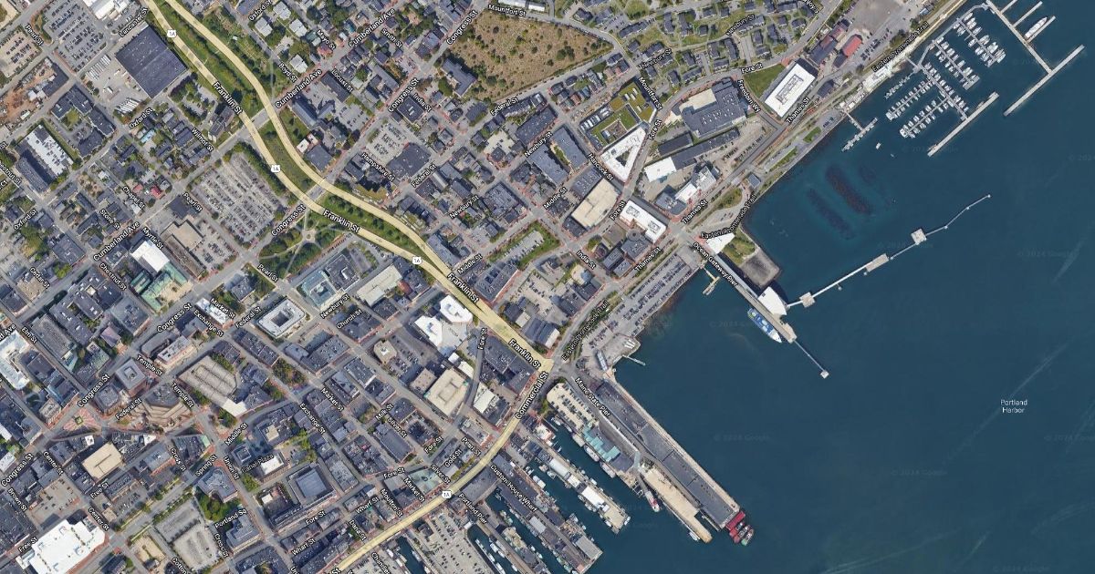 Courtney and Steve : Scribble Maps